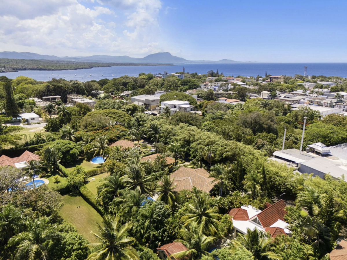 Spacious 4-Bedroom Villa with Private Pool and Tropical Garden - Go ...